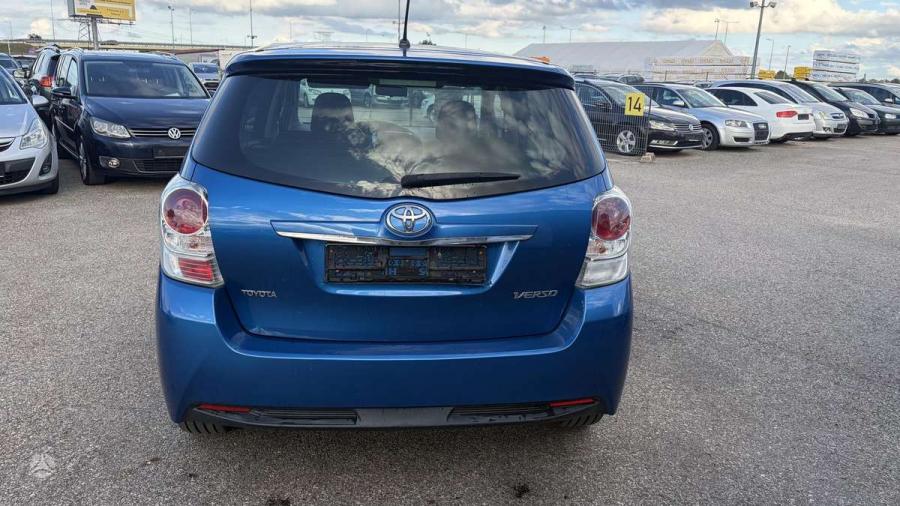 Zils Toyota Verso 2014 Marijampole, ar dzinēja tilpumu 1.60 L un nobraukumu 301 tūkst. km par 5999 €, foto 6 vietnē AUTOMOTO.COM.LV