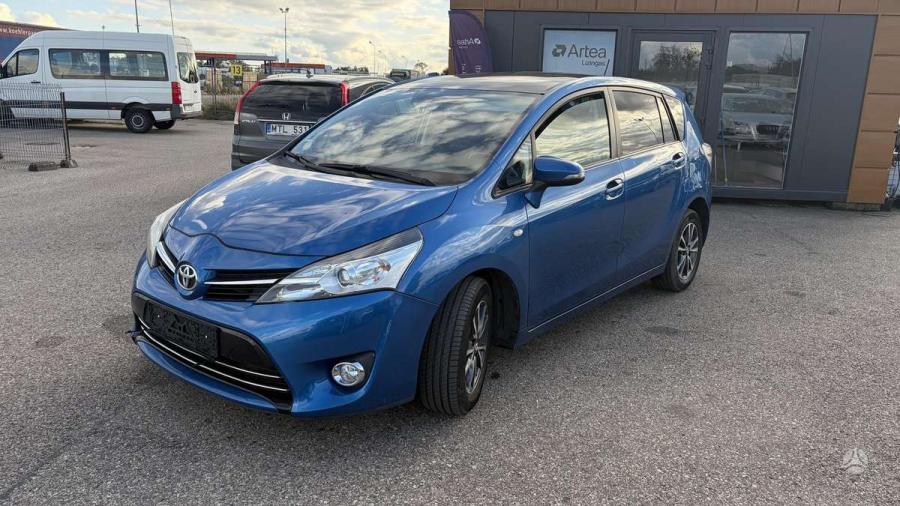 Zils Toyota Verso 2014 Marijampole, ar dzinēja tilpumu 1.60 L un nobraukumu 301 tūkst. km par 5999 €, foto 9 vietnē AUTOMOTO.COM.LV