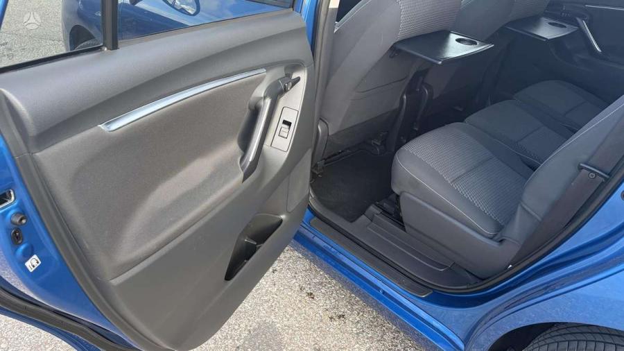 Zils Toyota Verso 2014 Marijampole, ar dzinēja tilpumu 1.60 L un nobraukumu 301 tūkst. km par 5999 €, foto 20 vietnē AUTOMOTO.COM.LV
