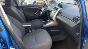 Zils Toyota Verso 2014 Marijampole, ar dzinēja tilpumu 1.60 L un nobraukumu 301 tūkst. km par 5999 €, foto 23 vietnē AUTOMOTO.COM.LV