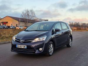 Zils Toyota Verso 2016 Tauragė, ar dzinēja tilpumu 1.60 L un nobraukumu 240 tūkst. km par 5300 €, foto 2 vietnē AUTOMOTO.COM.LV