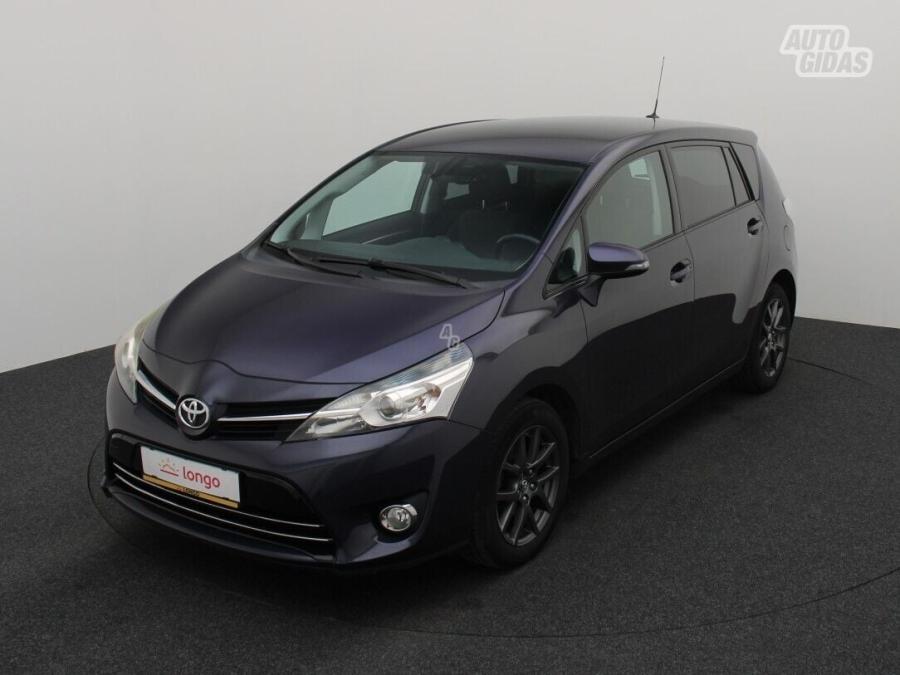 Blue Toyota Verso 2016 in Vilnius, with an engine capacity of 1.80 L and mileage of 202 thousand km for 11399 €, photo 1 on AUTOMOTO.COM.LV