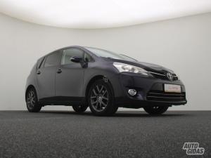 Blue Toyota Verso 2016 in Vilnius, with an engine capacity of 1.80 L and mileage of 202 thousand km for 11399 €, photo 11 on AUTOMOTO.COM.LV