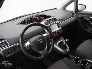 Blue Toyota Verso 2016 in Vilnius, with an engine capacity of 1.80 L and mileage of 202 thousand km for 11399 €, photo 16 on AUTOMOTO.COM.LV