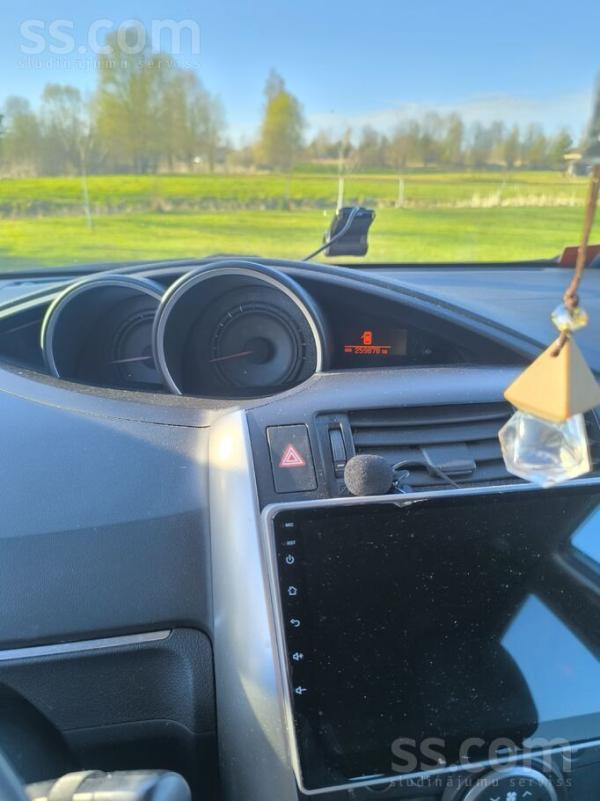 Brūns Toyota Verso 2014 Rīga, ar dzinēja tilpumu 1.60 L un nobraukumu 260 tūkst. km par 5300 €, foto 6 vietnē AUTOMOTO.COM.LV