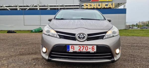 Brūns Toyota Verso 2015 Daugavpils, ar dzinēja tilpumu 1.60 L un nobraukumu 210 tūkst. km par 6650 €, foto 8 vietnē AUTOMOTO.COM.LV