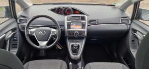 Brown Toyota Verso 2015 in Daugavpils, with an engine capacity of 1.60 L and mileage of 210 thousand km for 6650 €, photo 10 on AUTOMOTO.COM.LV