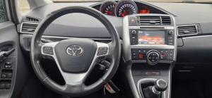 Brown Toyota Verso 2015 in Daugavpils, with an engine capacity of 1.60 L and mileage of 210 thousand km for 6650 €, photo 11 on AUTOMOTO.COM.LV