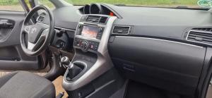 Brown Toyota Verso 2015 in Daugavpils, with an engine capacity of 1.60 L and mileage of 210 thousand km for 6650 €, photo 24 on AUTOMOTO.COM.LV
