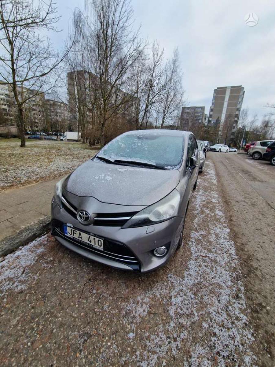 Brūns Toyota Verso 2014 Viļņa, ar dzinēja tilpumu 2.23 L un nobraukumu 229 tūkst. km par 8400 €, foto 9 vietnē AUTOMOTO.COM.LV