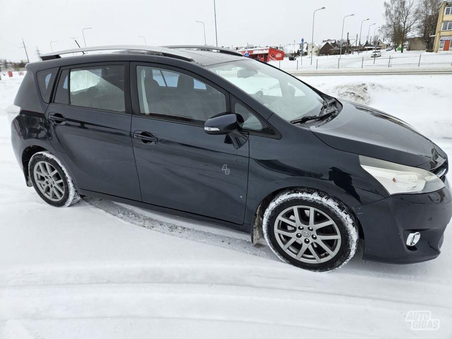 Brūns Toyota Verso 2014 Mažeikiai, ar dzinēja tilpumu 2.20 L un nobraukumu 273 tūkst. km par 5650 €, foto 8 vietnē AUTOMOTO.COM.LV
