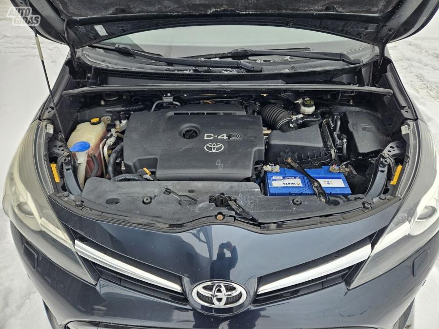 Brūns Toyota Verso 2014 Mažeikiai, ar dzinēja tilpumu 2.20 L un nobraukumu 273 tūkst. km par 5650 €, foto 17 vietnē AUTOMOTO.COM.LV