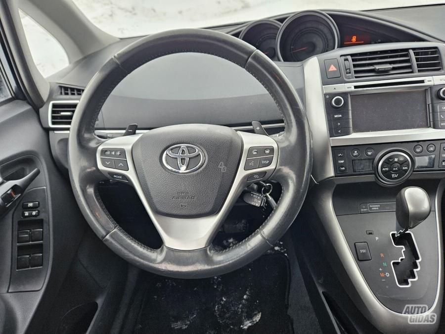 Brūns Toyota Verso 2014 Mažeikiai, ar dzinēja tilpumu 2.20 L un nobraukumu 273 tūkst. km par 5650 €, foto 20 vietnē AUTOMOTO.COM.LV