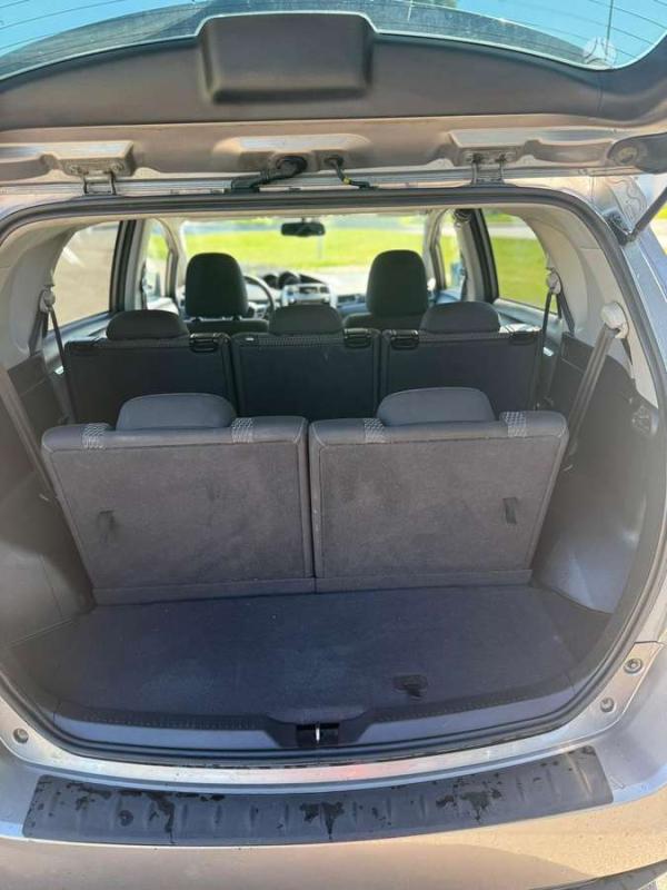 Brown Toyota Verso 2014 in Taurage, with an engine capacity of 1.60 L and mileage of 240 thousand km for 4500 €, photo 5 on AUTOMOTO.COM.LV