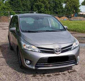 Brown Toyota Verso 2014 in Sirvintos, with an engine capacity of 1.60 L and mileage of 233 thousand km for 4800 €, photo  on AUTOMOTO.COM.LV