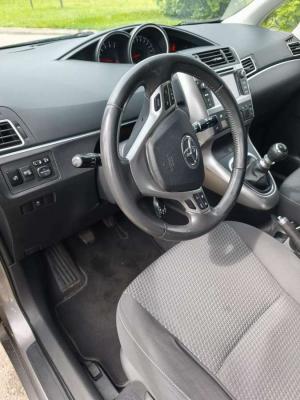 Brūns Toyota Verso 2014 Širvintos, ar dzinēja tilpumu 1.60 L un nobraukumu 233 tūkst. km par 4800 €, foto 5 vietnē AUTOMOTO.COM.LV