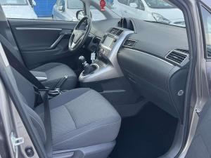 Brūns Toyota Verso 2015 Tauragė, ar dzinēja tilpumu 1.60 L un nobraukumu 248 tūkst. km par 5500 €, foto 11 vietnē AUTOMOTO.COM.LV