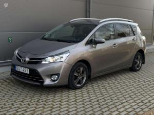 Brūns Toyota Verso 2015 Viļņa, ar dzinēja tilpumu 1.60 L un nobraukumu 257 tūkst. km par 4900 €, foto  vietnē AUTOMOTO.COM.LV
