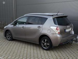 Brūns Toyota Verso 2015 Viļņa, ar dzinēja tilpumu 1.60 L un nobraukumu 257 tūkst. km par 4900 €, foto 5 vietnē AUTOMOTO.COM.LV