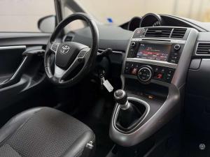 Brūns Toyota Verso 2015 Viļņa, ar dzinēja tilpumu 1.60 L un nobraukumu 257 tūkst. km par 4900 €, foto 22 vietnē AUTOMOTO.COM.LV
