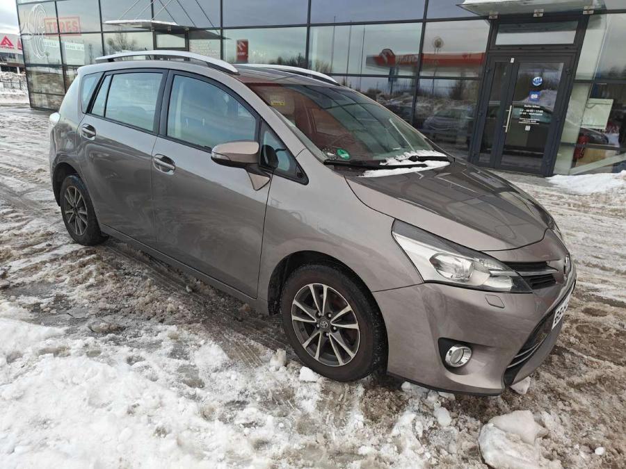 Brūns Toyota Verso 2016 Klaipėda, ar dzinēja tilpumu 1.60 L un nobraukumu 258 tūkst. km par 4990 €, foto 7 vietnē AUTOMOTO.COM.LV