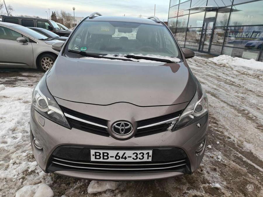 Brūns Toyota Verso 2016 Klaipėda, ar dzinēja tilpumu 1.60 L un nobraukumu 258 tūkst. km par 4990 €, foto 9 vietnē AUTOMOTO.COM.LV