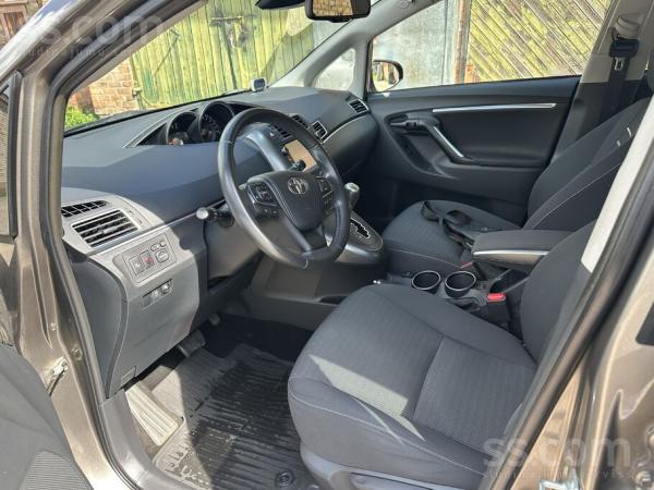 Brūns Toyota Verso 2017 Rēzekne, ar dzinēja tilpumu 1.80 L un nobraukumu 121 tūkst. km par 9990 €, foto 8 vietnē AUTOMOTO.COM.LV