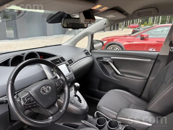 Brūns Toyota Verso 2017 Rīga, ar dzinēja tilpumu 1.80 L un nobraukumu 138 tūkst. km par 11300 €, foto 9 vietnē AUTOMOTO.COM.LV