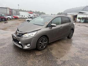 Brown Toyota Verso 2018 in Radviliskis, with an engine capacity of 1.80 L and mileage of 254 thousand km for 6750 €, photo  on AUTOMOTO.COM.LV