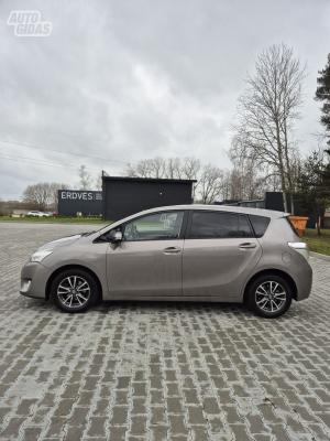 Brūns Toyota Verso 2014 Šauļi, ar dzinēja tilpumu 1.60 L un nobraukumu 209 tūkst. km par 6200 €, foto 7 vietnē AUTOMOTO.COM.LV