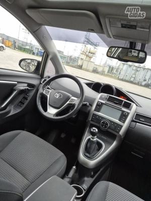 Brūns Toyota Verso 2014 Šauļi, ar dzinēja tilpumu 1.60 L un nobraukumu 209 tūkst. km par 6200 €, foto 19 vietnē AUTOMOTO.COM.LV