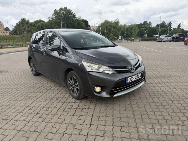 Brūns Toyota Verso 2014 Saldus, ar dzinēja tilpumu 1.60 L un nobraukumu 218 tūkst. km par 6000 €, foto 2 vietnē AUTOMOTO.COM.LV