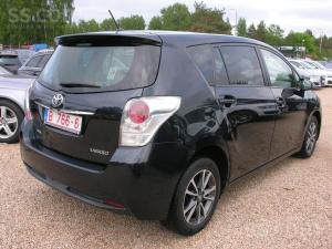 Zaļš Toyota Verso 2014 Rīga, ar dzinēja tilpumu 1.60 L un nobraukumu 188 tūkst. km par 6950 €, foto 4 vietnē AUTOMOTO.COM.LV