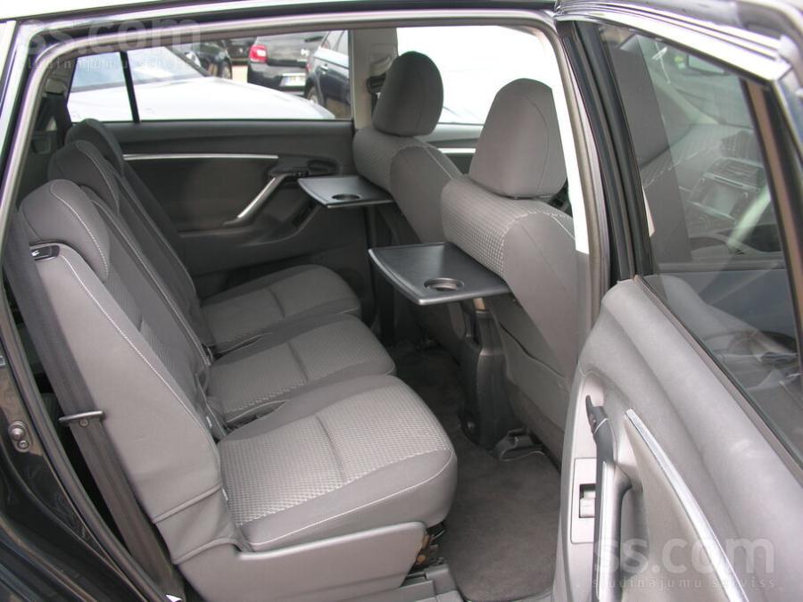 Zaļš Toyota Verso 2014 Rīga, ar dzinēja tilpumu 1.60 L un nobraukumu 188 tūkst. km par 6950 €, foto 8 vietnē AUTOMOTO.COM.LV