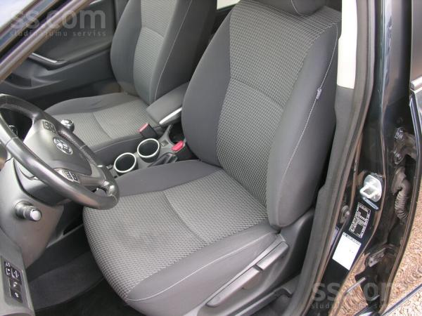 Zaļš Toyota Verso 2014 Rīga, ar dzinēja tilpumu 1.60 L un nobraukumu 188 tūkst. km par 6950 €, foto 10 vietnē AUTOMOTO.COM.LV