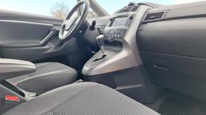 Grey Toyota Verso 2009 in Riga, with an engine capacity of 2.00 L and mileage of 220 thousand km for 6900 €, photo 6 on AUTOMOTO.COM.LV