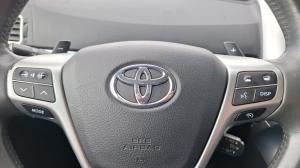 Grey Toyota Verso 2009 in Riga, with an engine capacity of 2.00 L and mileage of 220 thousand km for 6900 €, photo 7 on AUTOMOTO.COM.LV