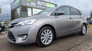 Grey Toyota Verso 2009 in Riga, with an engine capacity of 2.00 L and mileage of 220 thousand km for 6900 €, photo 14 on AUTOMOTO.COM.LV