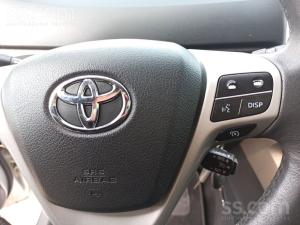 Pelēks Toyota Verso 2011 Daugavpils, ar dzinēja tilpumu 2.00 L un nobraukumu 0 tūkst. km par 5950 €, foto 24 vietnē AUTOMOTO.COM.LV