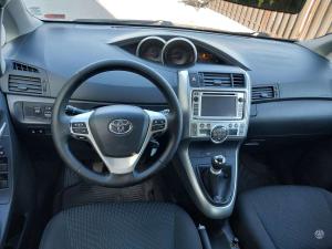 Pelēks Toyota Verso 2012 Šauļi, ar dzinēja tilpumu 2.00 L un nobraukumu 285 tūkst. km par 4950 €, foto 13 vietnē AUTOMOTO.COM.LV