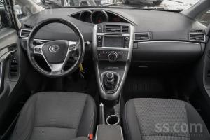Pelēks Toyota Verso 2014 Rīga, ar dzinēja tilpumu 2.00 L un nobraukumu 360 tūkst. km par 3990 €, foto 9 vietnē AUTOMOTO.COM.LV