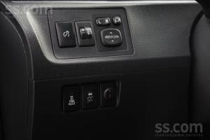 Pelēks Toyota Verso 2014 Rīga, ar dzinēja tilpumu 2.00 L un nobraukumu 360 tūkst. km par 3990 €, foto 14 vietnē AUTOMOTO.COM.LV