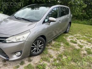 Серый Тойота Версо 2015 в Елгава, объемом двигателя 1.60 л и пробегом 304 тыс. км за 6350 €, фото 4 на AUTOMOTO.COM.LV