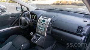 Grey Toyota Verso 2005 in Riga, with an engine capacity of 2.20 L and mileage of 334 thousand km for 1990 €, photo 12 on AUTOMOTO.COM.LV