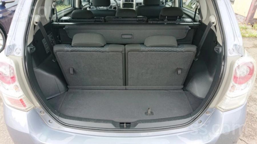Pelēks Toyota Verso 2009 Rīga, ar dzinēja tilpumu 2.00 L un nobraukumu 218 tūkst. km par 4950 €, foto 11 vietnē AUTOMOTO.COM.LV