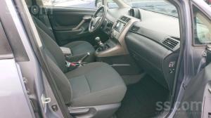 Pelēks Toyota Verso 2009 Rīga, ar dzinēja tilpumu 2.00 L un nobraukumu 218 tūkst. km par 4950 €, foto 13 vietnē AUTOMOTO.COM.LV