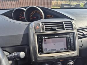 Pelēks Toyota Verso 2009 Rīga, ar dzinēja tilpumu 2.00 L un nobraukumu 198 tūkst. km par 4900 €, foto 8 vietnē AUTOMOTO.COM.LV