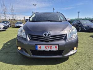Pelēks Toyota Verso 2009 Rīga, ar dzinēja tilpumu 2.00 L un nobraukumu 198 tūkst. km par 4900 €, foto 15 vietnē AUTOMOTO.COM.LV