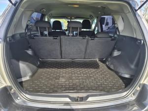 Pelēks Toyota Verso 2009 Rīga, ar dzinēja tilpumu 2.00 L un nobraukumu 198 tūkst. km par 4900 €, foto 20 vietnē AUTOMOTO.COM.LV