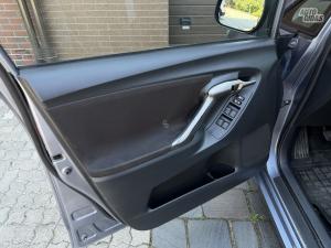 Pelēks Toyota Verso 2009 Alīta, ar dzinēja tilpumu 2.00 L un nobraukumu 324 tūkst. km par 3750 €, foto 18 vietnē AUTOMOTO.COM.LV